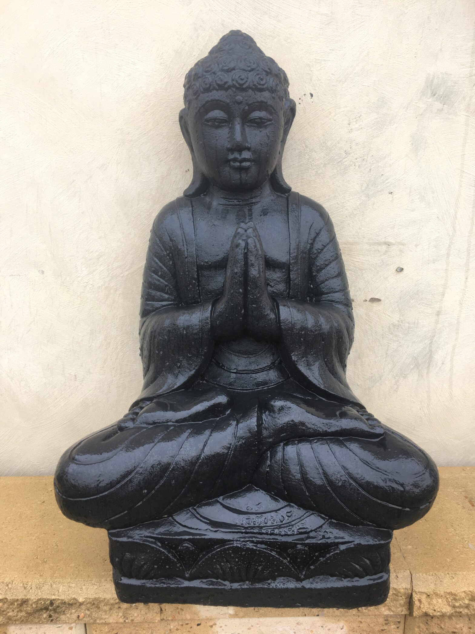 Large Praying Buddha Black – Komodo Statues